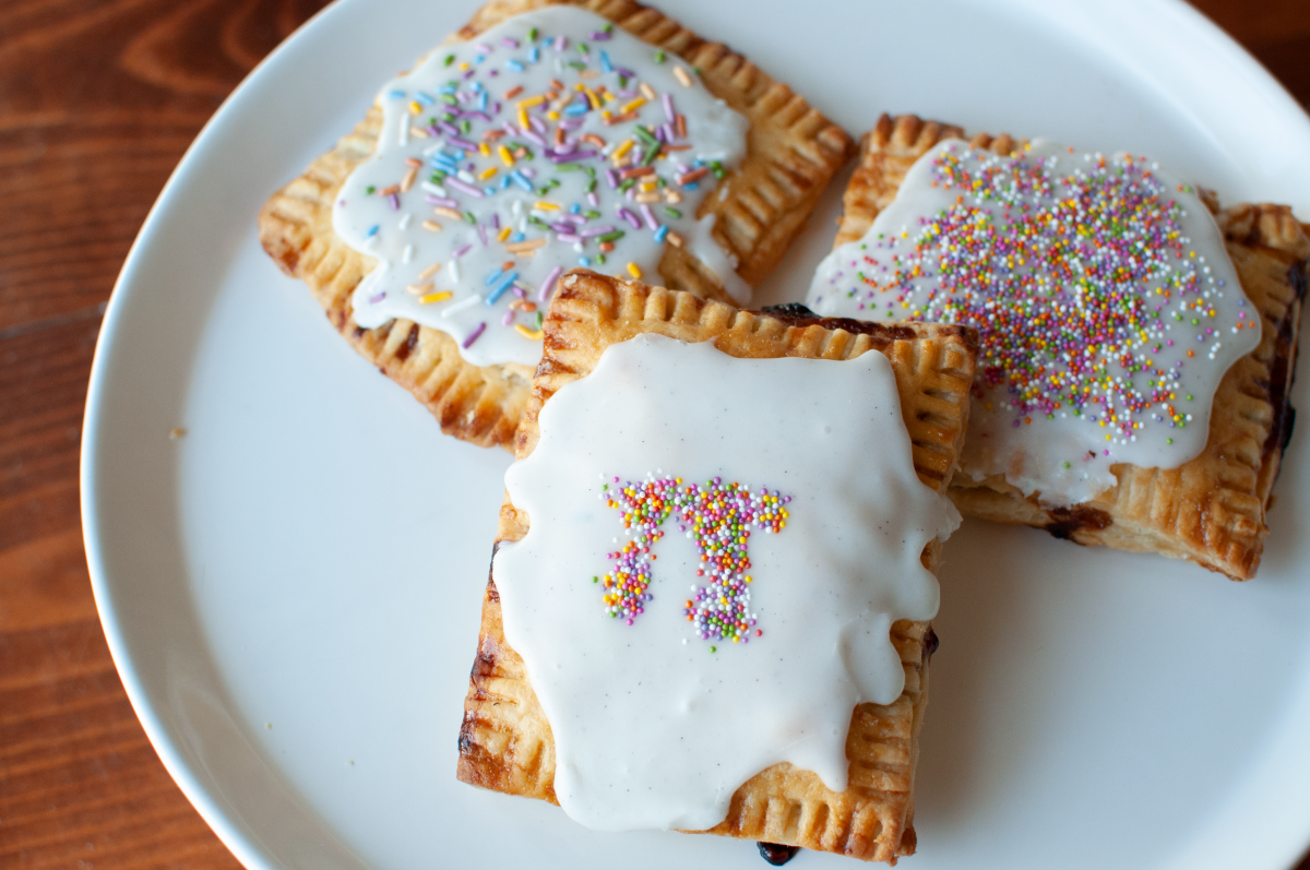 Recipe: Gluten Free Strawberry Vanilla Hand Pies – Millennial Sprinkles